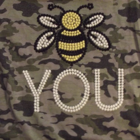 Arizona Jean Company | Shirts & Tops | Arizona Bee You Shirt | Poshmark